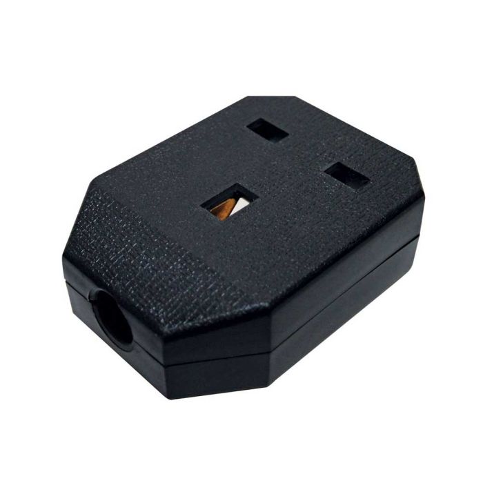 1 Gang Black Rubber Trailing Socket 13 Amp